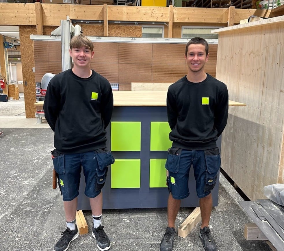 Herzlich willkommen im Bauweise Team - BAUWEISE HOLZBAU AG